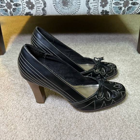 BONGO | Shoes | Womens Bongo Y2k Heels Black Cutout Size | Poshmark